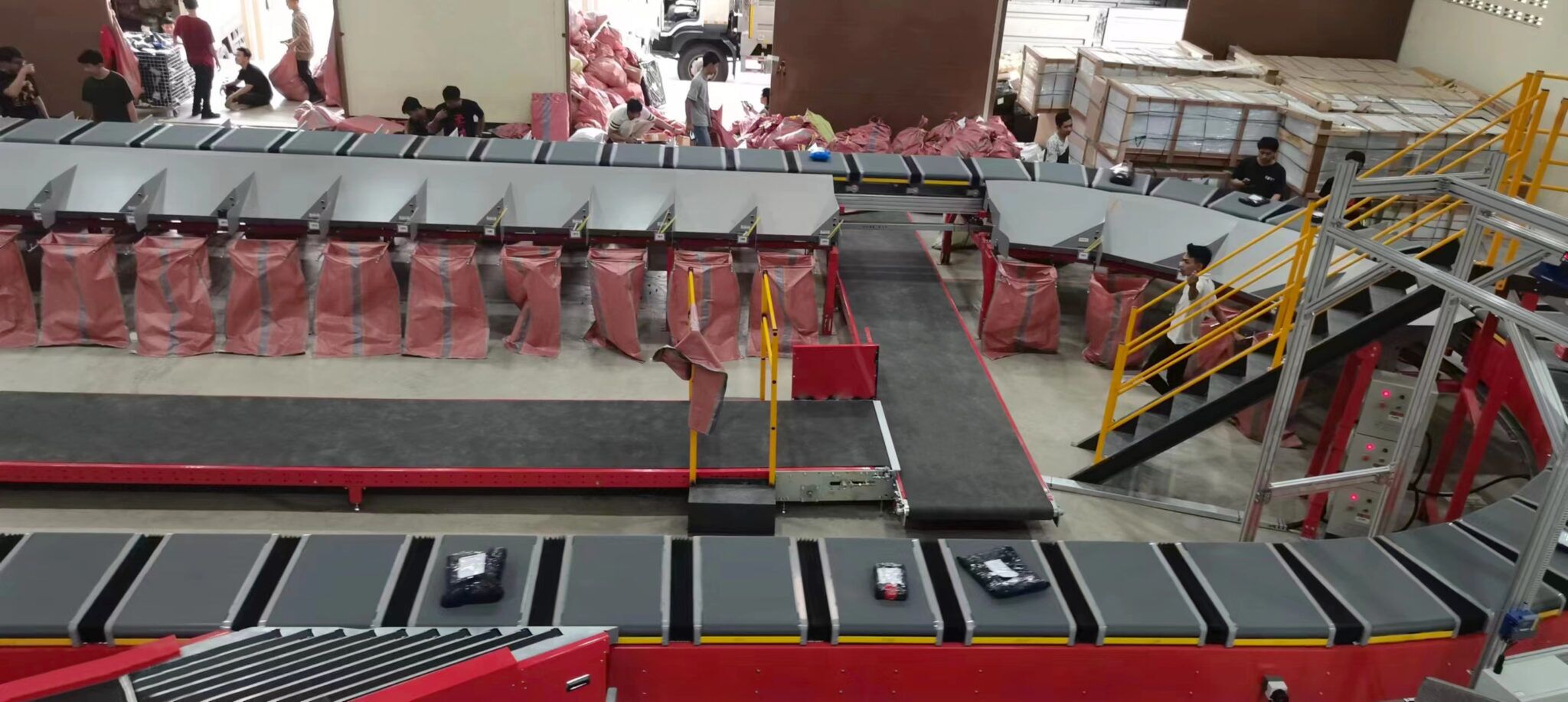 Exploring the Versatile Types of Telescopic Belt Conveyors: Fixed ...