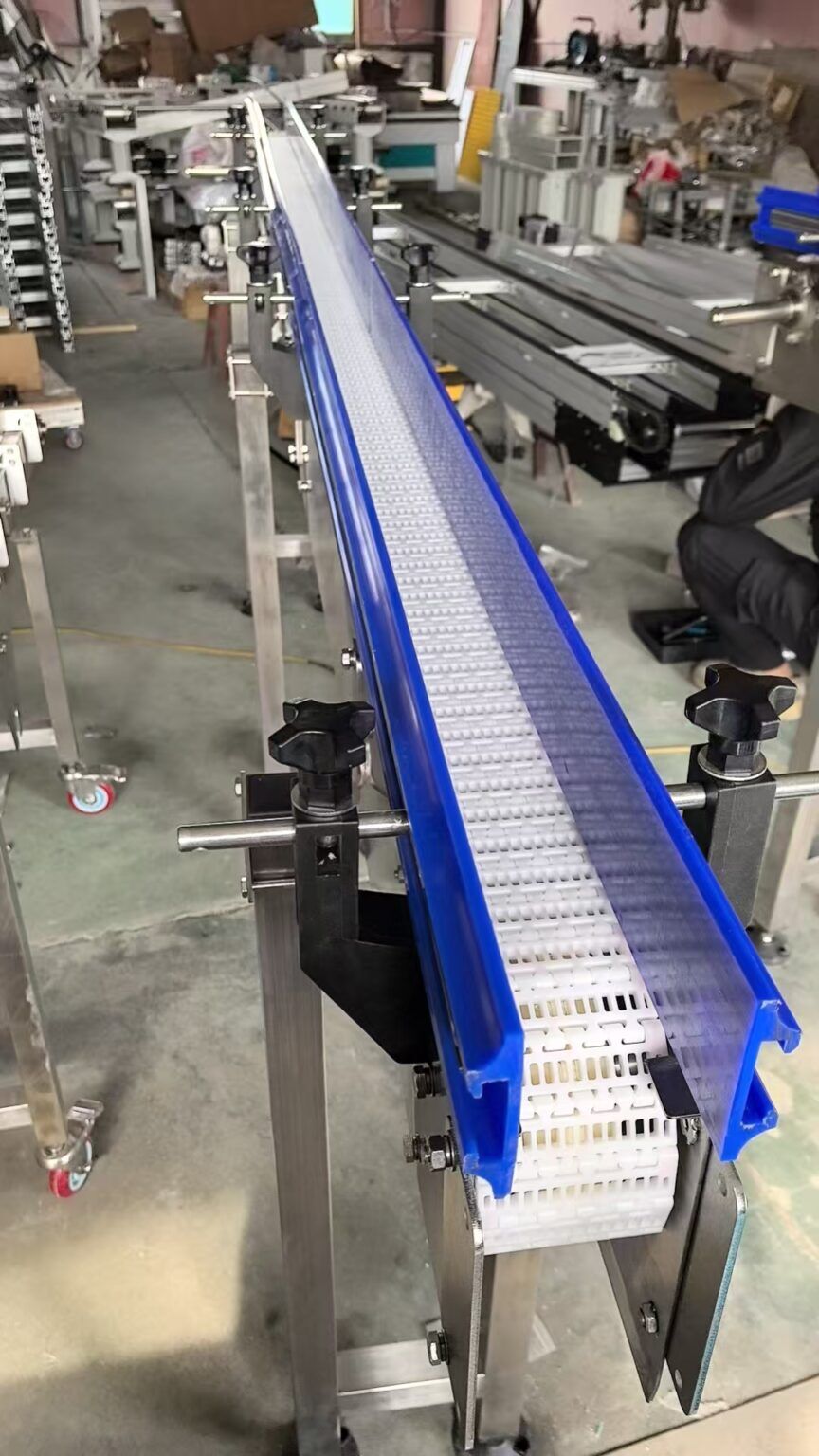 90mm Width Modular Belt Conveyor for 330ml Cans - smartconvey.com